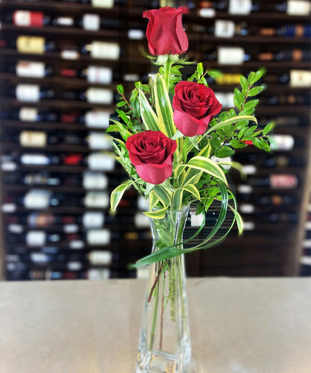 Enchanted Rose Bud Vase | Columbus (OH) Flower Delivery | Griffin's ...